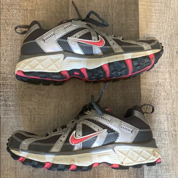 Nike ACG | Shoes | Nike Womens Air Acg Trail Running Alvord Series ...